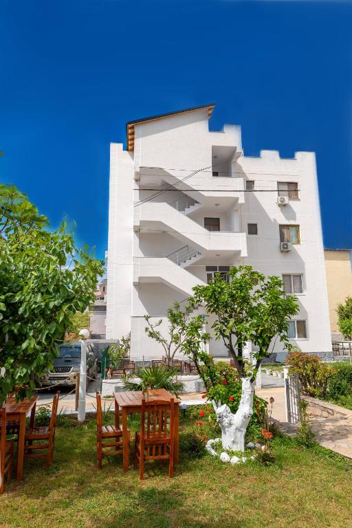 Central Garden Residence Sofia - Free Parking, Ksamil (updated prices 2025)