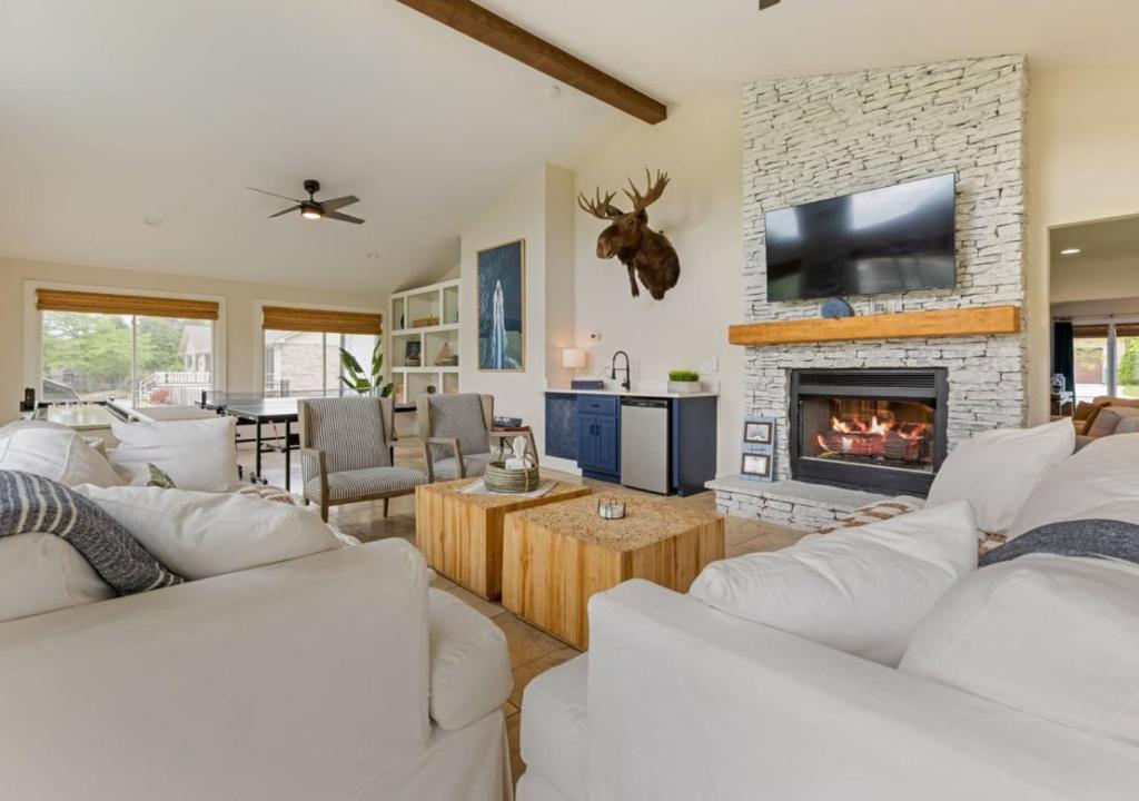 Modern Charm with Rare Flat Lot Dock Game Area, Winchester ...