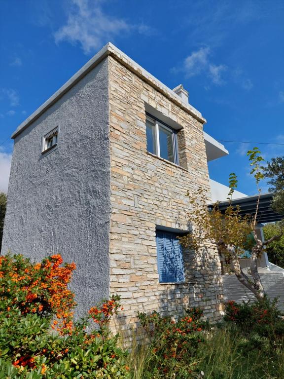 Santa Rosa house, Lichnaftia (aktualisierte Preise für 2025)