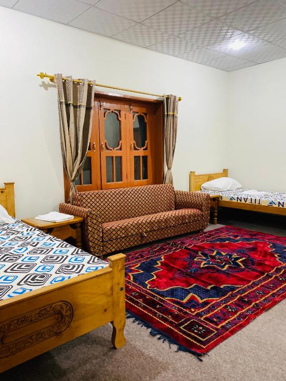 Oshneer view guest house parwak, Mastūj (precios actualizados 2025)
