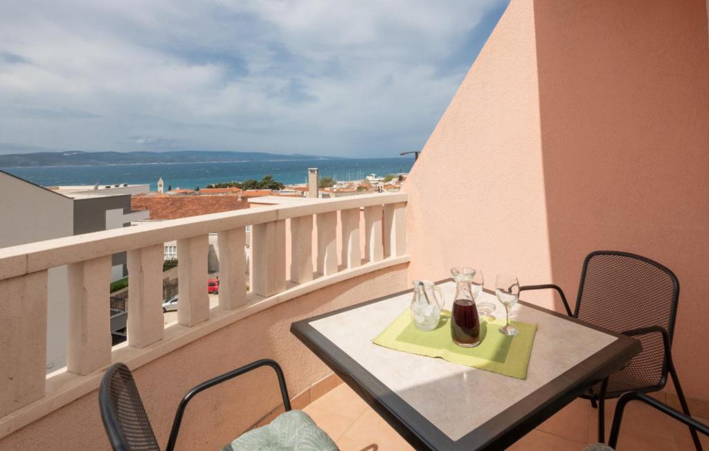 Studio Apartman Erstic 6 - Baska Voda by Villas Guide, Baška Voda ...