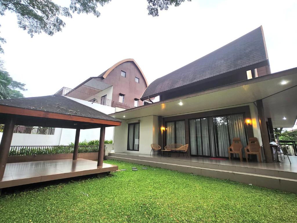 Five Leo’s villa, Gadok 1 (precios actualizados 2026)