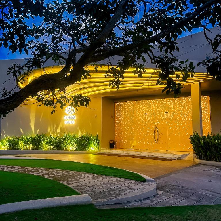 Avenra Gardens Hotel, Negombo (updated prices 2026)