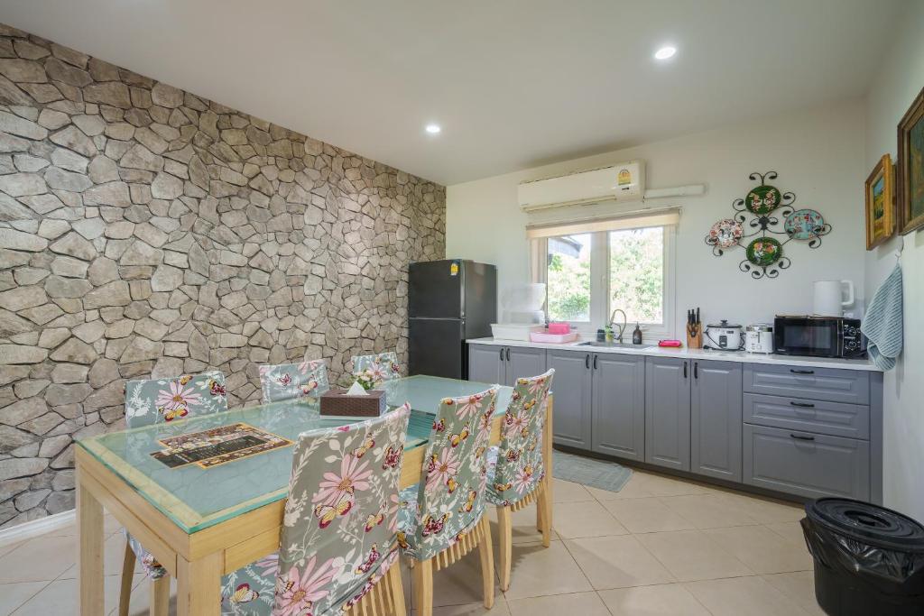 Kenora Khaoyai Retreats - Private Pool Villa, Mu Si (updated prices 2025)