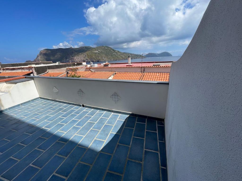 Hola House Baia Fenicia, Vulcano (updated prices 2026)