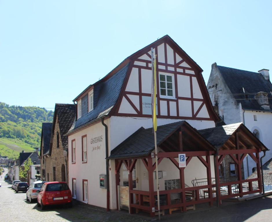 Weingut Loescher-Erben Gästehaus an der Burg, Senheim (updated prices 2025)