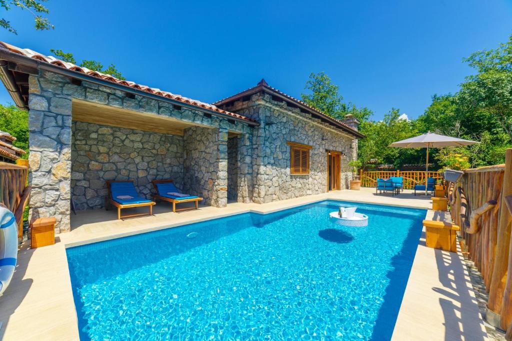 Carevic Resort & Villas, Budva (updated prices 2026)