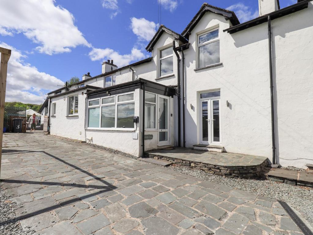 Two Lake View, Coniston (updated prices 2026)