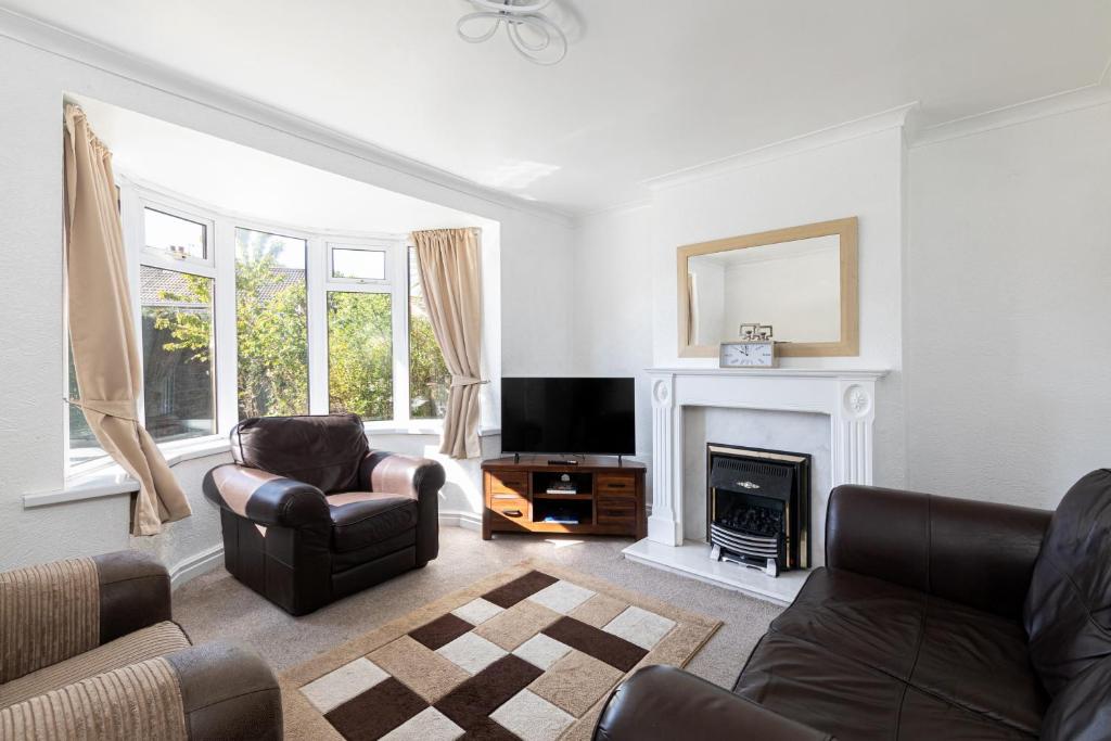 Beautiful Chester House, Pelton (updated prices 2025)