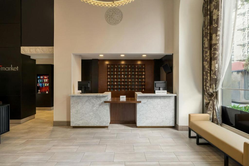 Courtyard by Marriott San Francisco Union Square, San Francisco ...