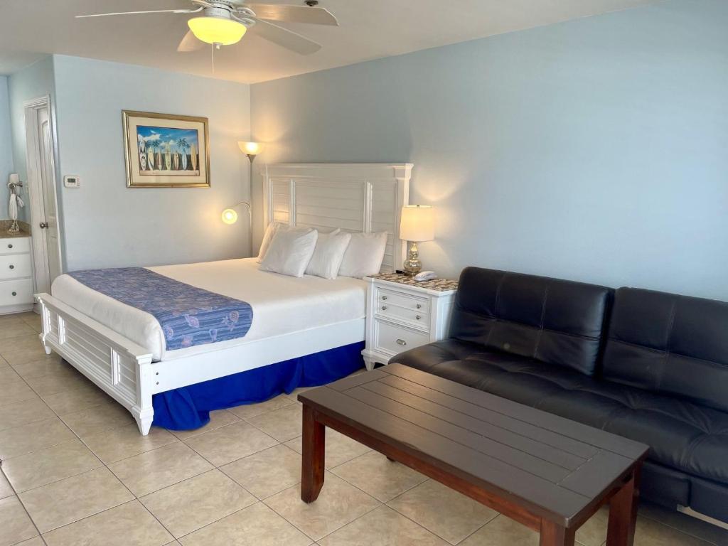 Beachgate Condo Suites and Hotel 437 condo, Port Aransas (updated ...