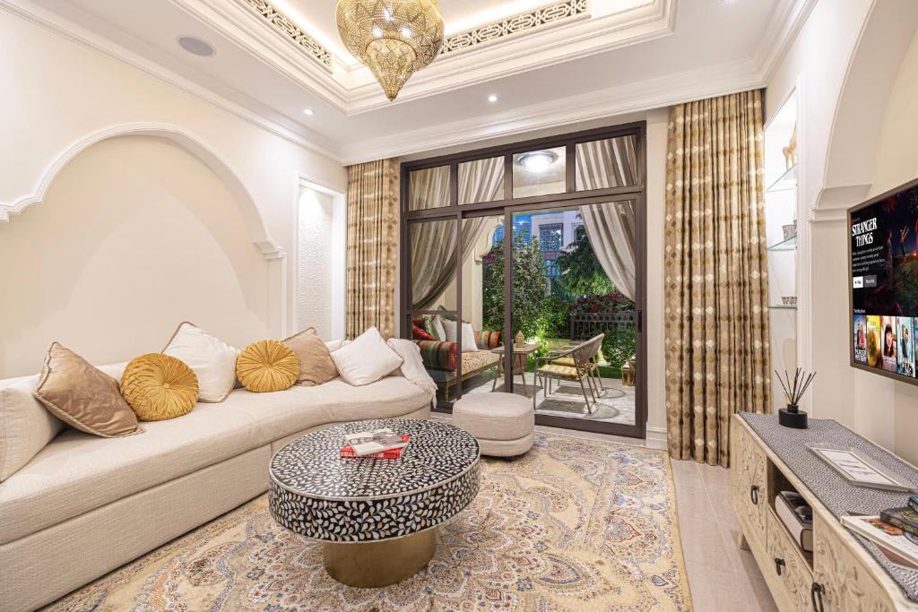 Marsa Palace Souk Al Bahar Dubai Mall, Dubai (updated prices 2025)