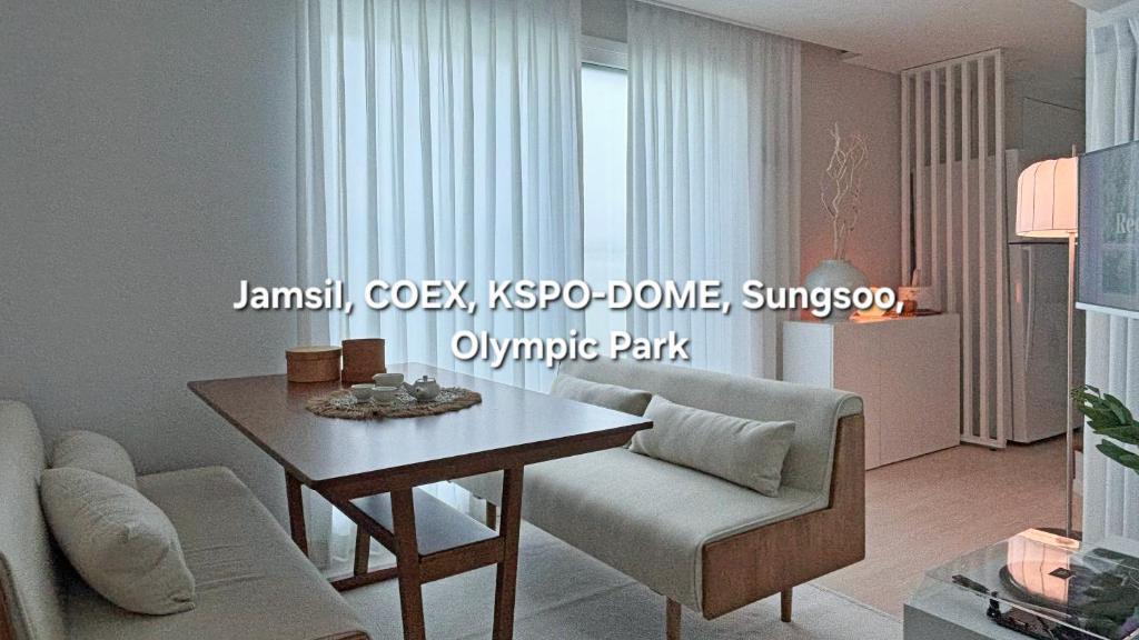 slowstay- 롯데월드,KSPO,강남,잠실,성수,명동, 엘리베이터,6ppl, Seoul (updated prices 2025)