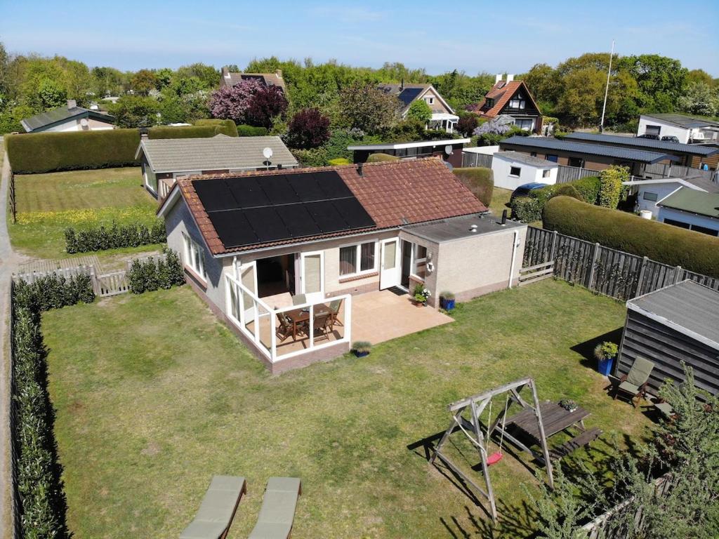 Mooie bungalow vlakbij de zee!, Ouddorp (precios actualizados 2025)