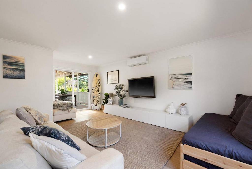 Smiths & YCW Beach - Phillip Island Getaway, Smiths Beach (updated ...