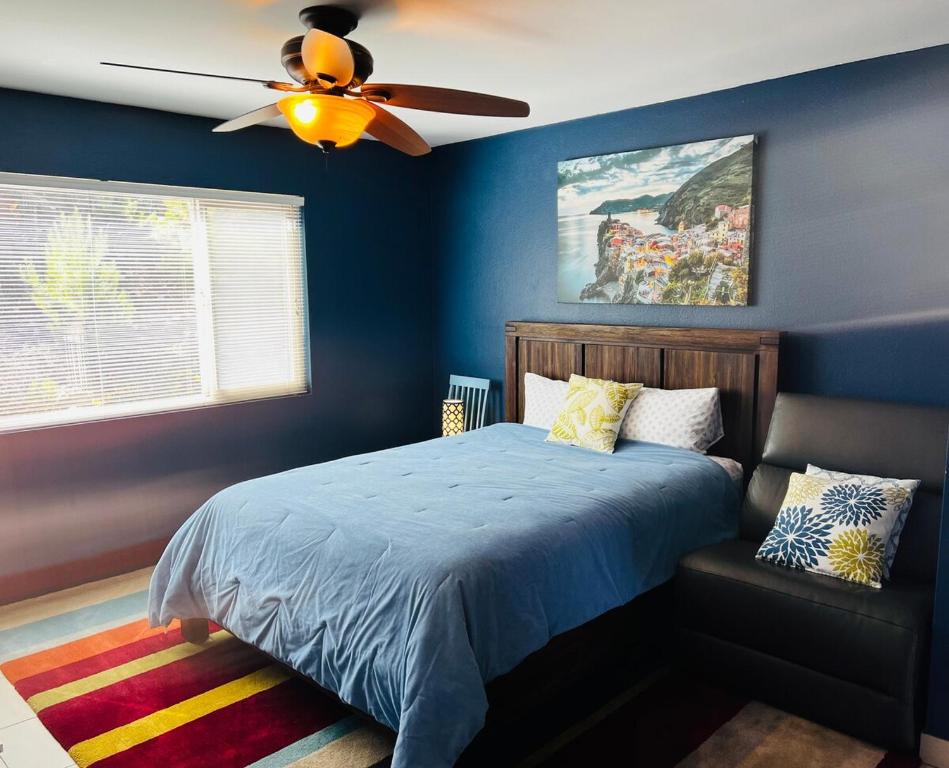 large master unit private entrance, San Diego (updated prices 2026)