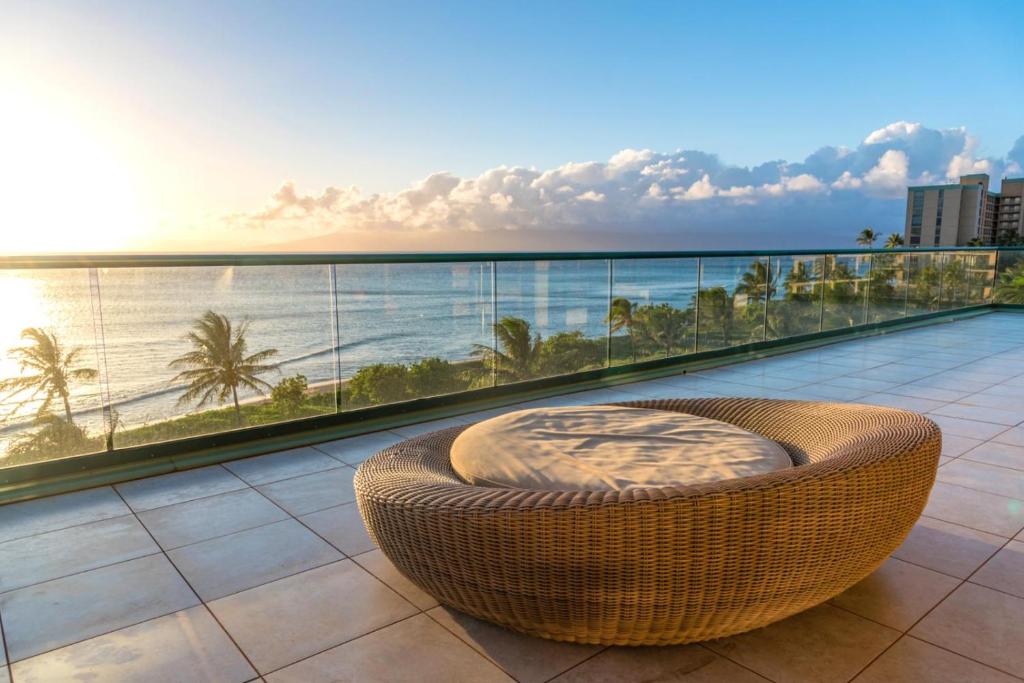 KBM Resorts FREE CAR Honua Kai Hokulani Oceanfront 3-Bedroom Condo ...