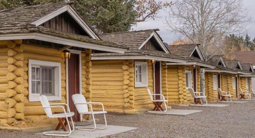 Ashton Log Cabins, Ashton (updated prices 2026)