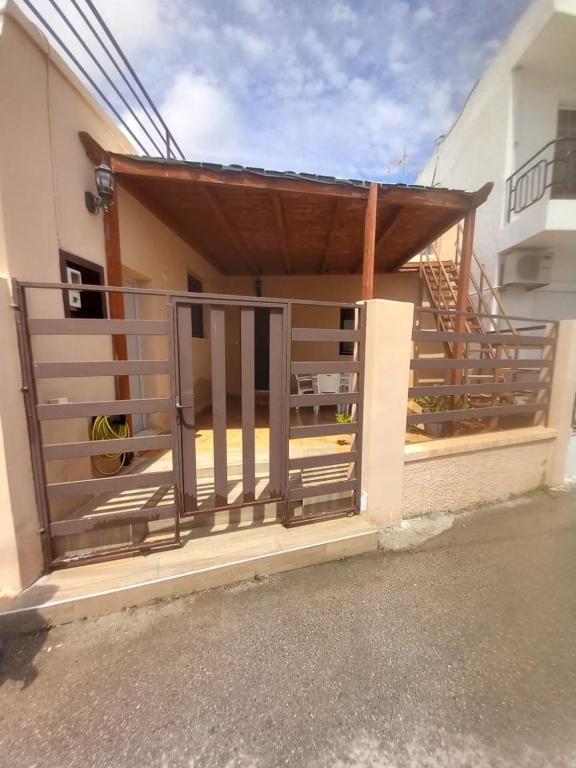 Damian House, Afantou (updated prices 2025)
