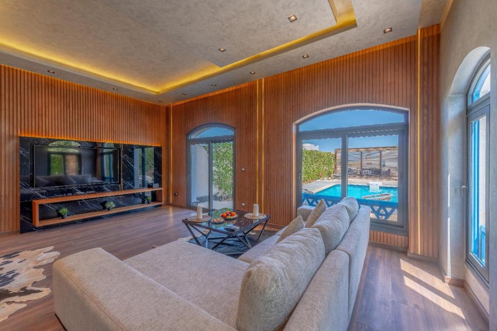 Sahlhasheesh villa with heated pool and Jacuzzi, Hurghada ...