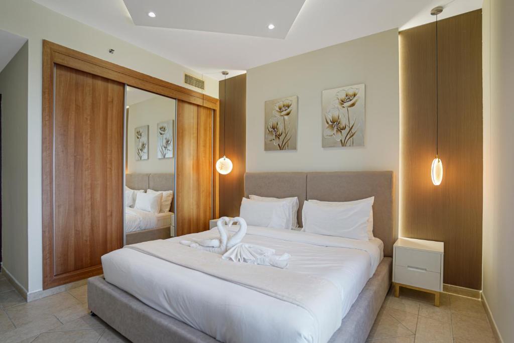 Newly Furnished yet Affordable 2BR in Iconic Princess Tower Marina ...