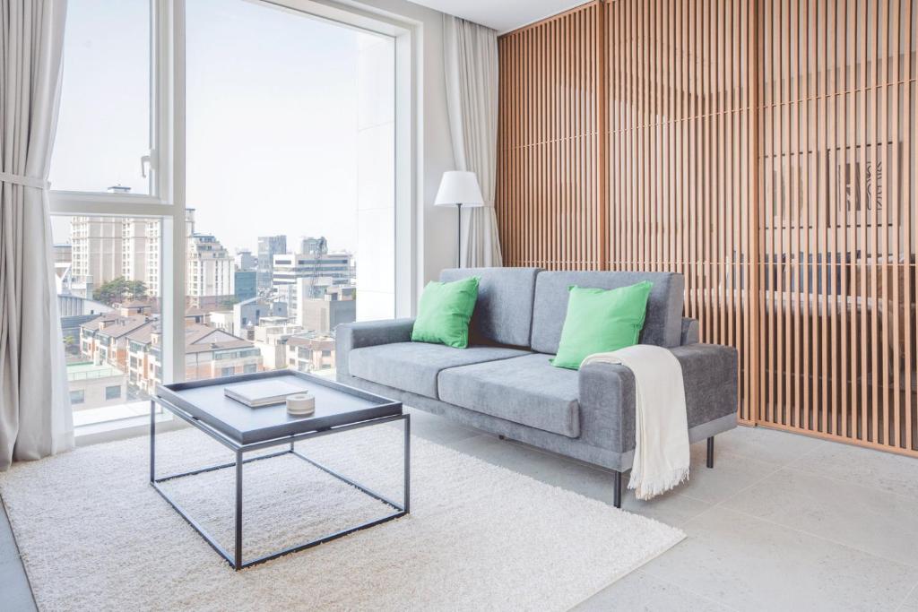 Blueground ID21 Nonhyeon City view AC SEL-21, Seúl (precios ...