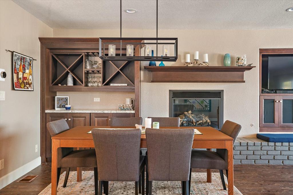 Pembrook Paradise Monthly Rental Only-Special Spring Rate, Cambria ...