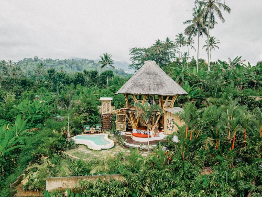 Magic Hills Bali - Magical Eco-Luxury Lodge, Selat (updated prices 2025)