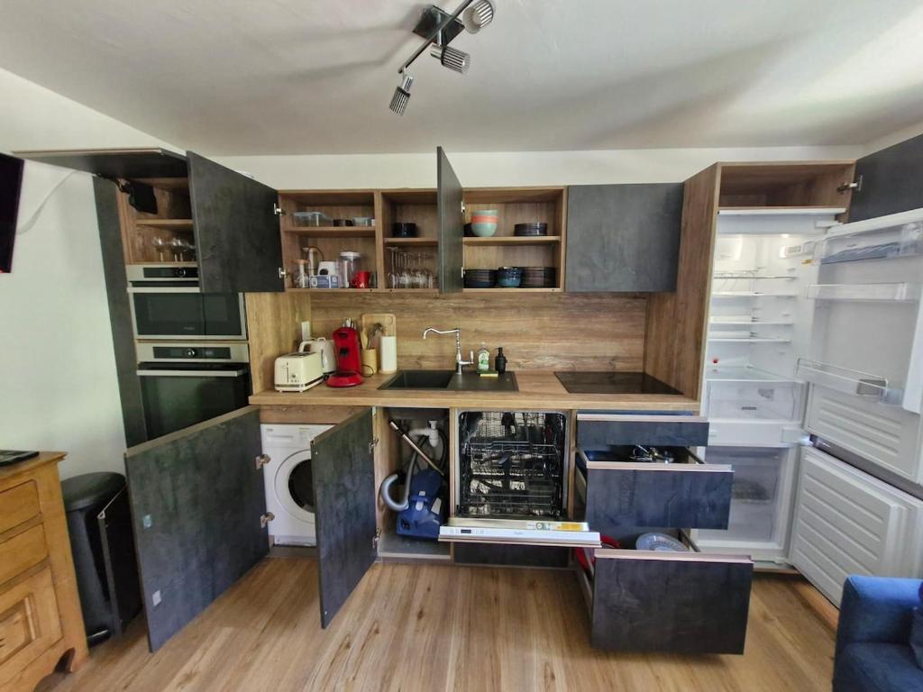 Serre-Chevalier Pied de piste, Briançon (updated prices 2025)