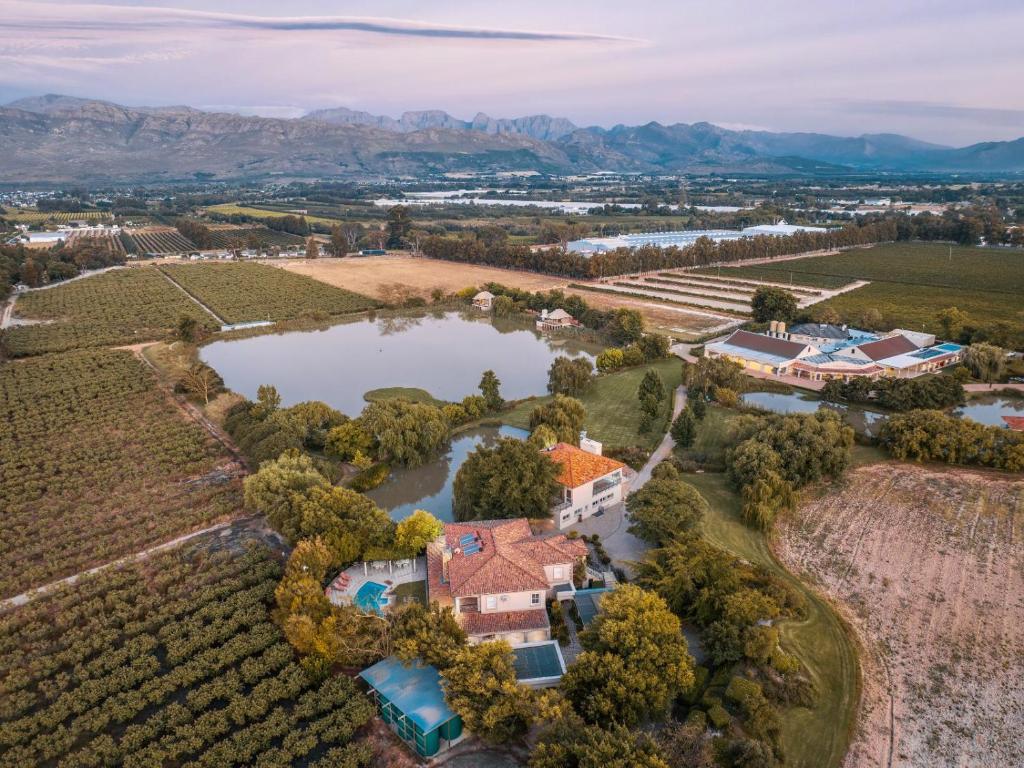 Dawn Mountains Farm, Simondium (updated prices 2026)