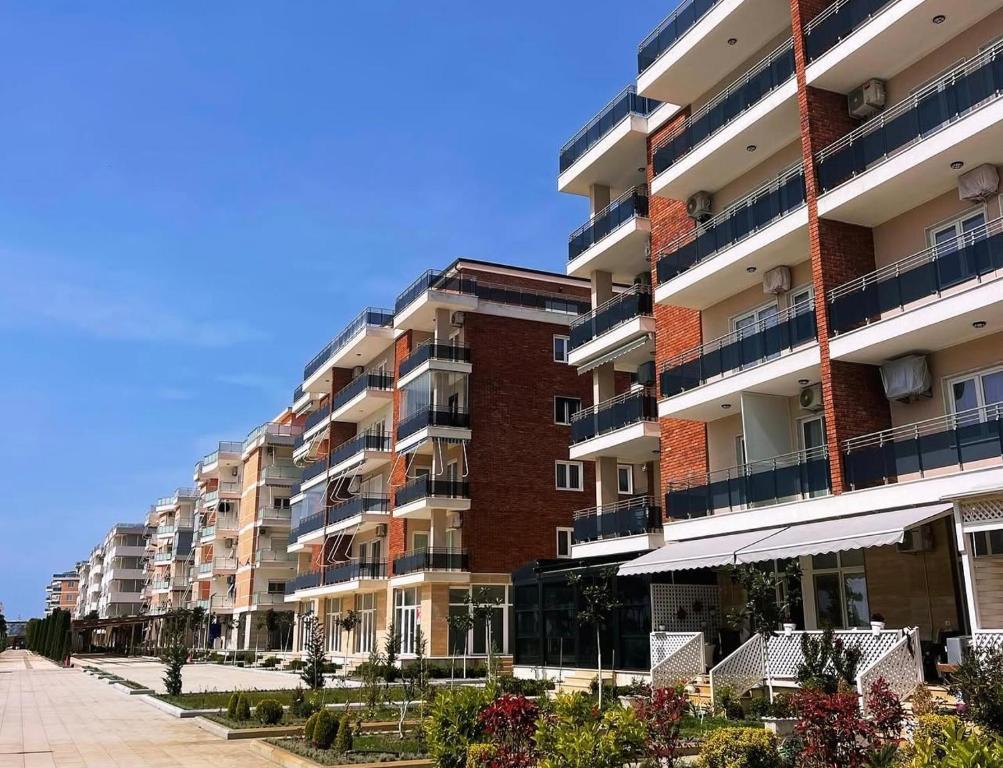 Sea View Apartment in Velipoja,Kompleksi Fishta, Velipojë (updated ...