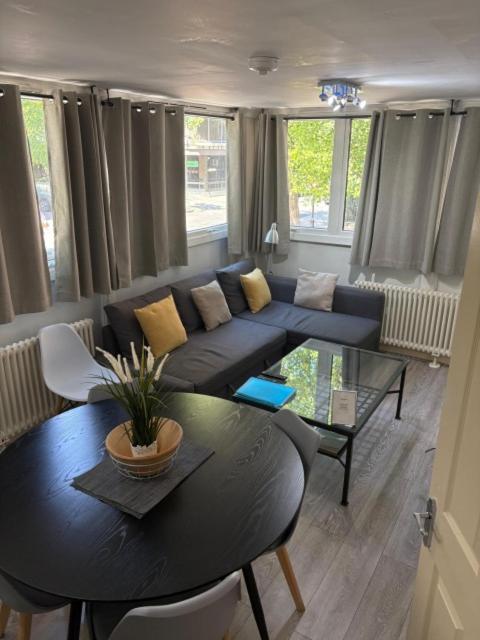 Holcroft, London (aktualisierte Preise für 2025)