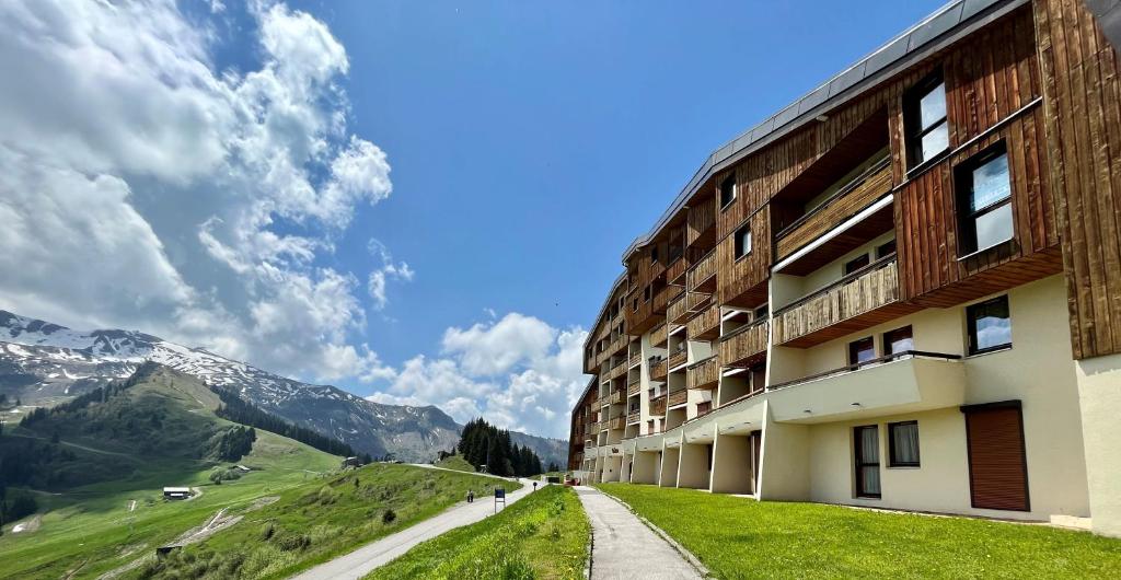 Samoens 1600, ski au pied, Samoëns (tarifs actualisés, 2025)