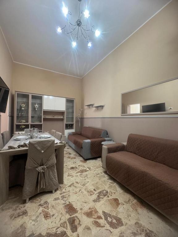 Avola Center Home, Avola (updated prices 2025)