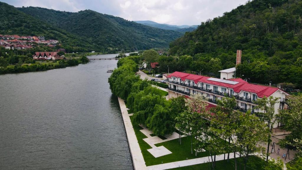 Vega Resort Restaurant & Lodge, Orşova (updated prices 2025)