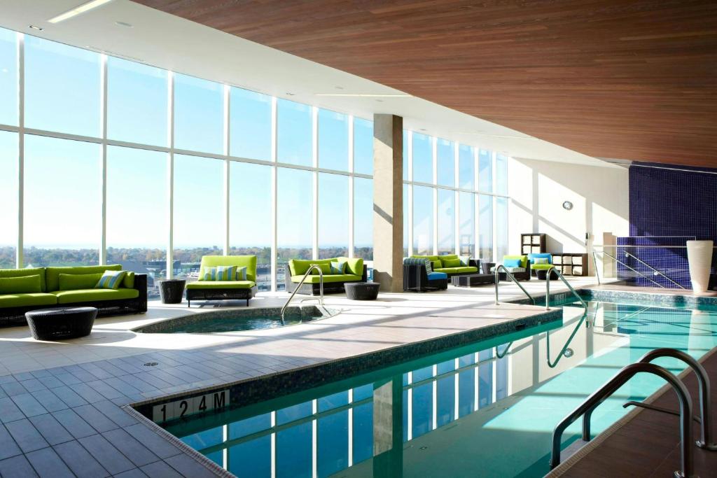 Marriott Montreal Airport In-Terminal Hotel, Dorval (updated prices 2025)