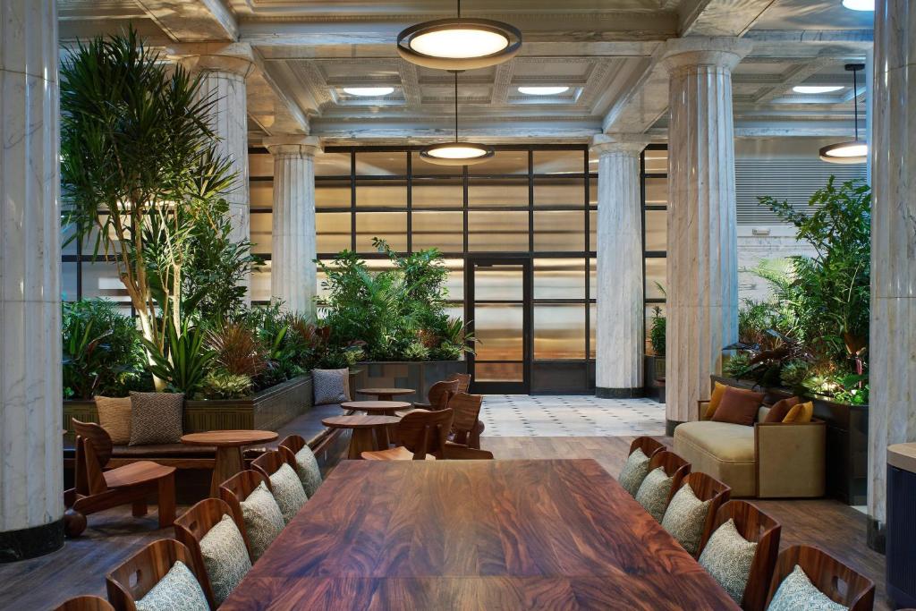 Emery Hotel, Autograph Collection, Minneapolis (updated prices 2025)
