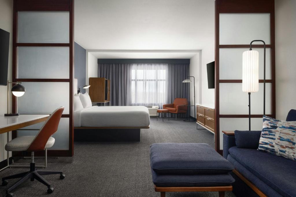 Courtyard by Marriott Dallas DFW Airport North/Grapevine, Grapevine ...