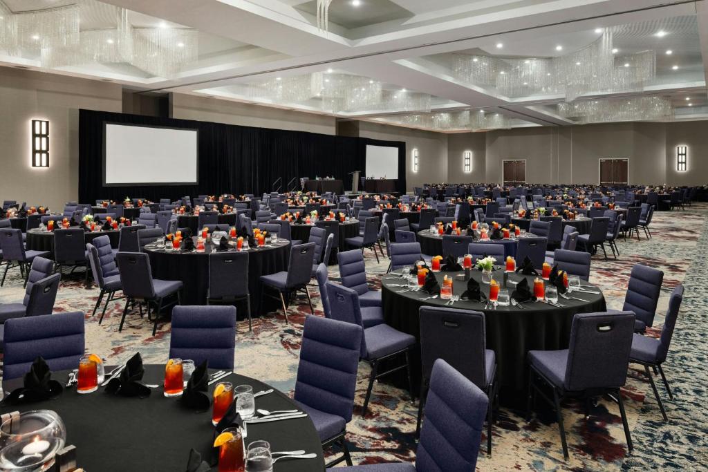 Courtyard by Marriott Dallas DFW Airport North/Grapevine, Grapevine ...