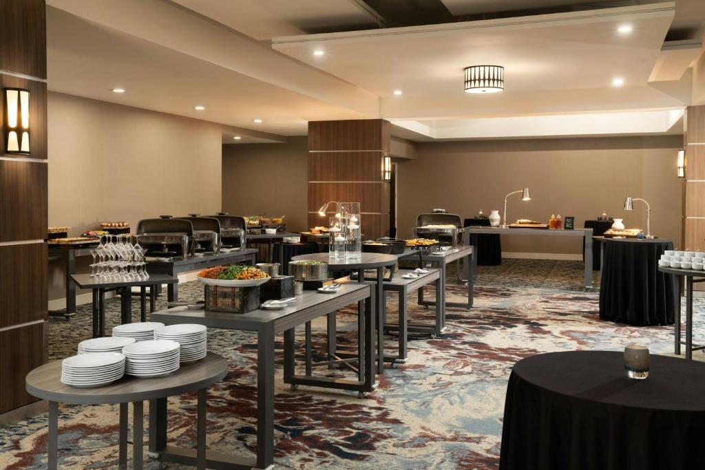 Courtyard by Marriott Dallas DFW Airport North/Grapevine, Grapevine ...