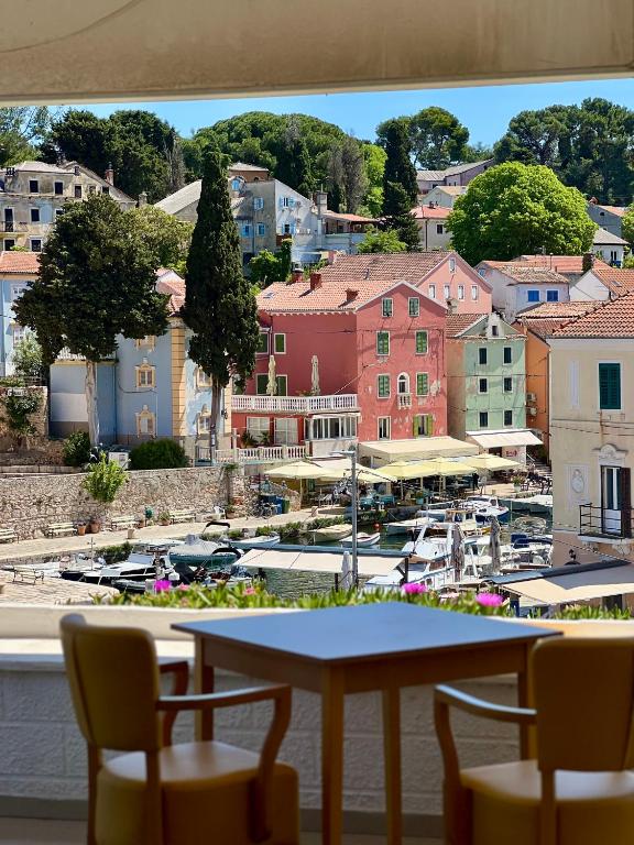 Garden Inn, Veli Lošinj (updated prices 2025)
