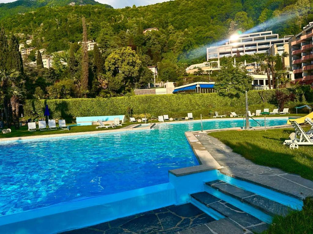 MIRALAGO -Wonderful Lake view, Bissone (updated prices 2025)
