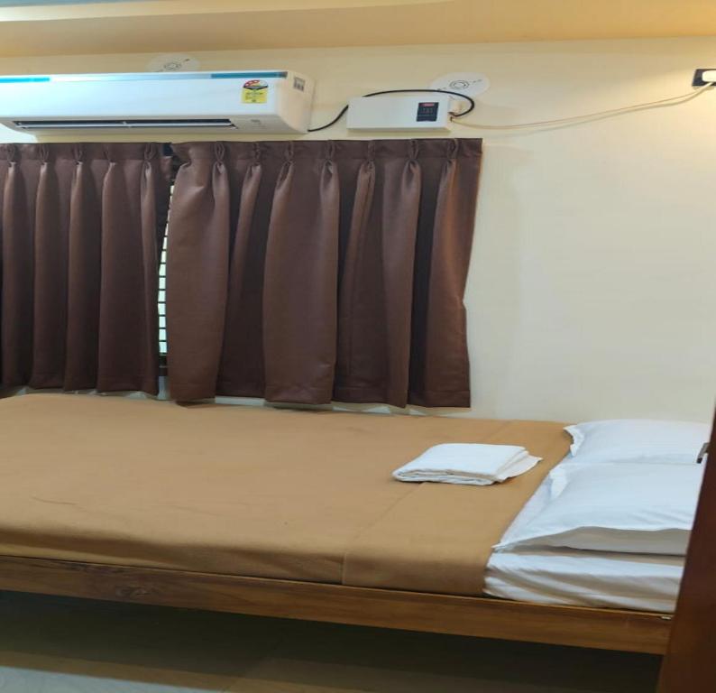 JJ deluxe, Puducherry (updated prices 2025)