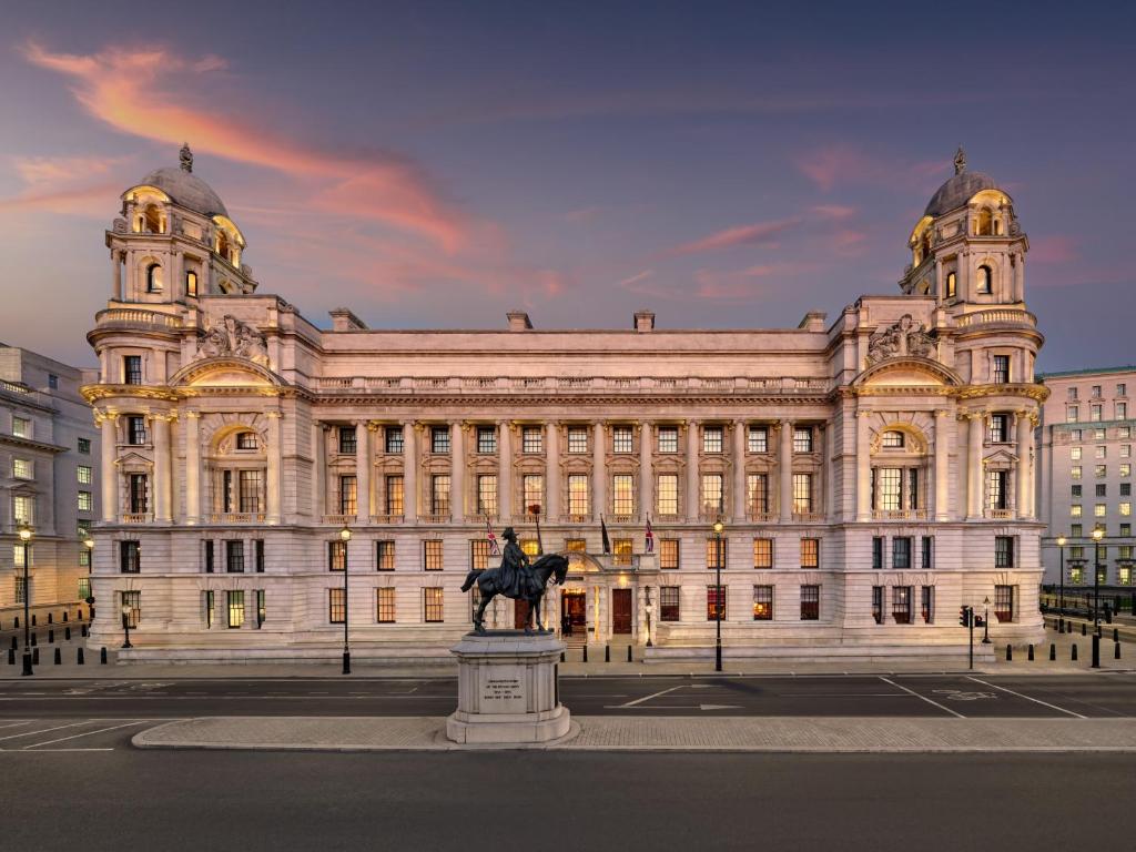 Raffles London at The OWO, London (updated prices 2025)