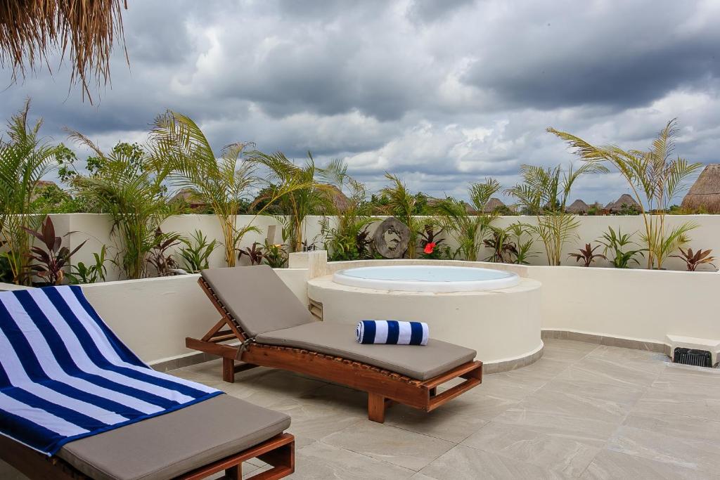 Penthouse Condo Private Rooftop Terrace with Jacuzzi, Tulum (updated ...