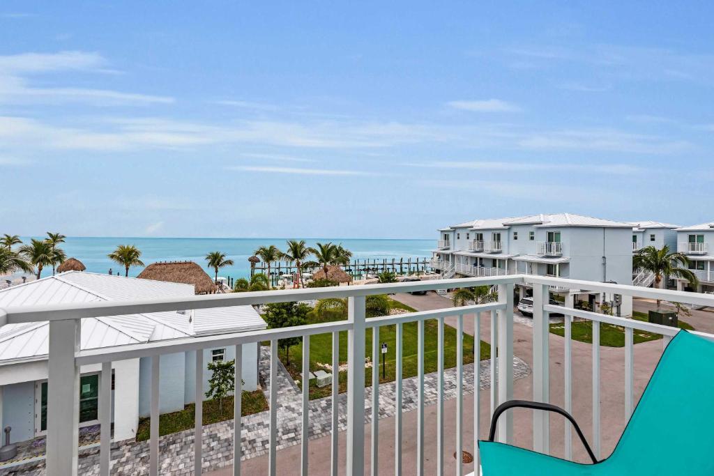 Seashell Sanctuary 1B 2Ba Pool Clubhouse Elevator, Marathon (updated ...