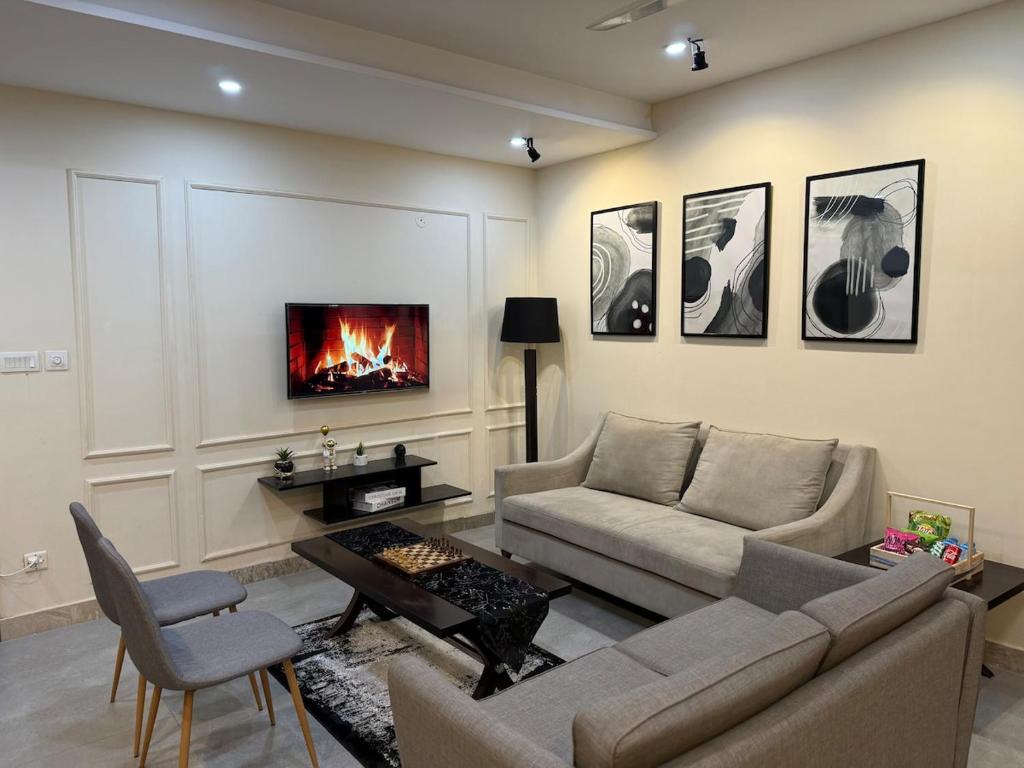 Gulberg getaway, Lahore (updated prices 2025)