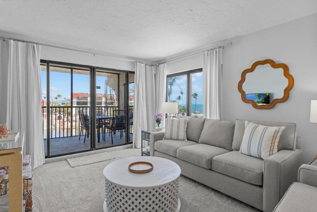 Pointe Santo B37, Sanibel (updated prices 2025)