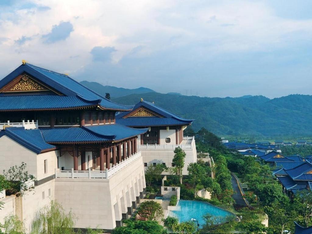 Imperial Springs, Shiling (precios actualizados 2025)