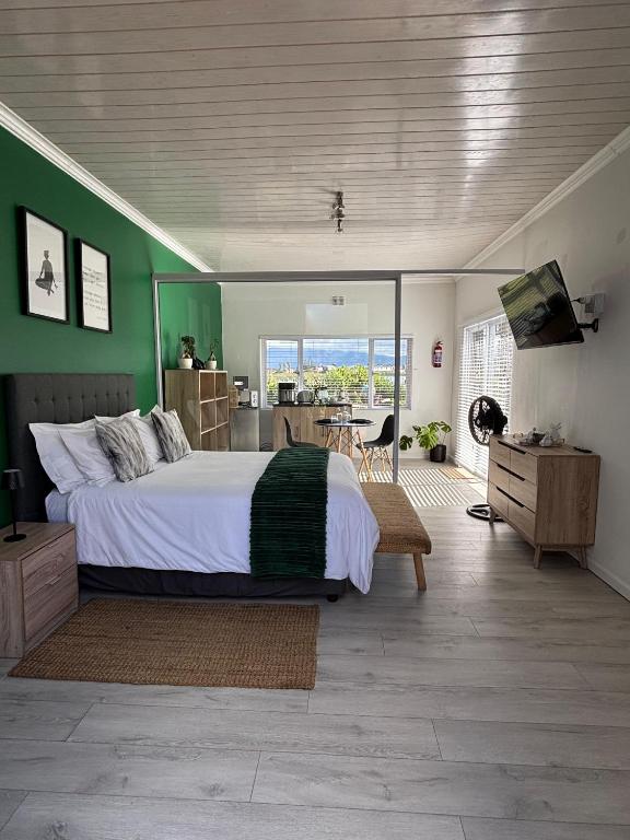 Jacana Lodge Zeekoevlei, Lotus River (updated prices 2026)